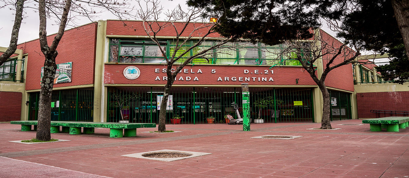 Escuela Nº 5 DE 21 Armada Argentina - Elegir Colegio